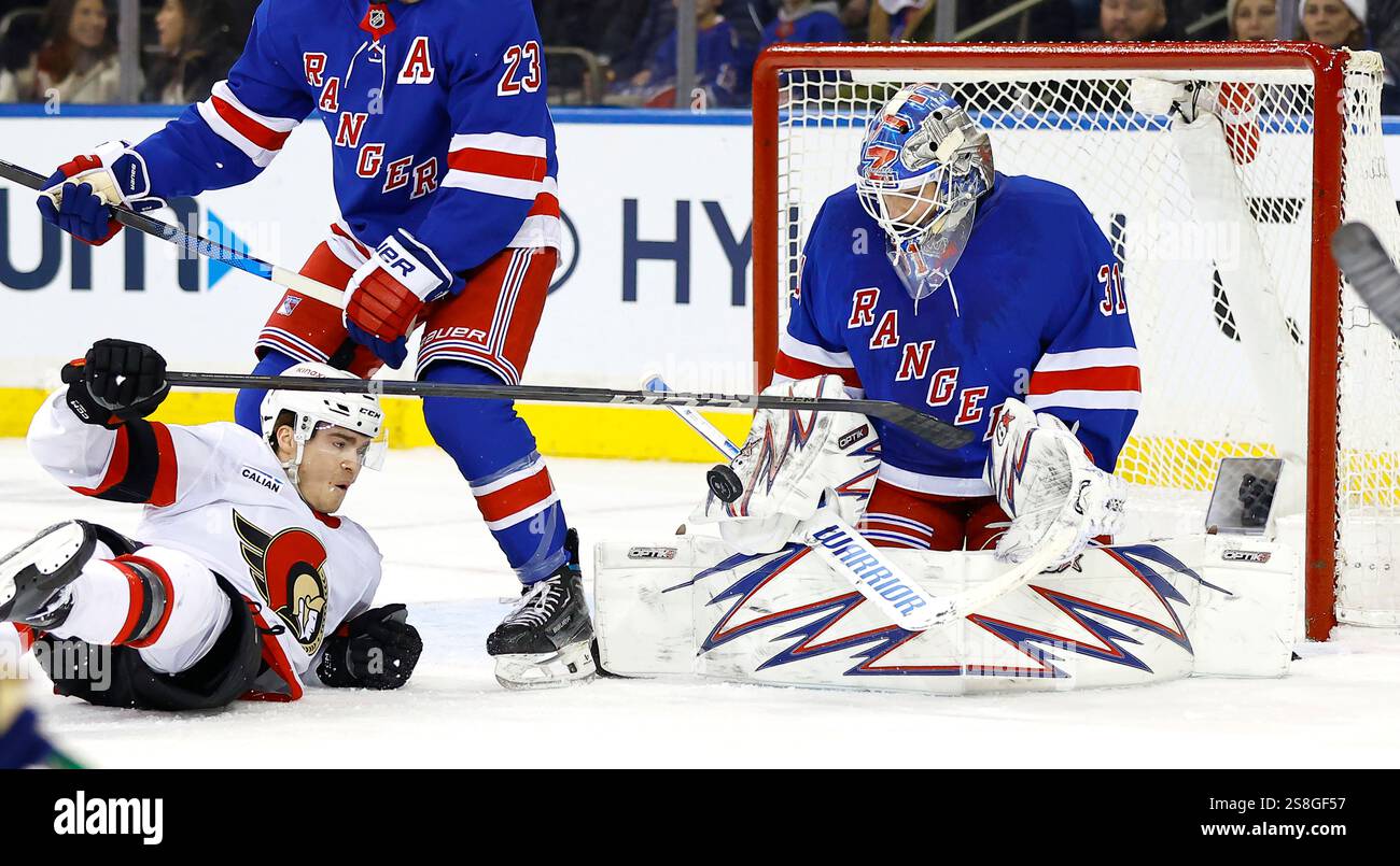 New York Rangers goaltender Igor Shesterkin (31) makes a save against ...