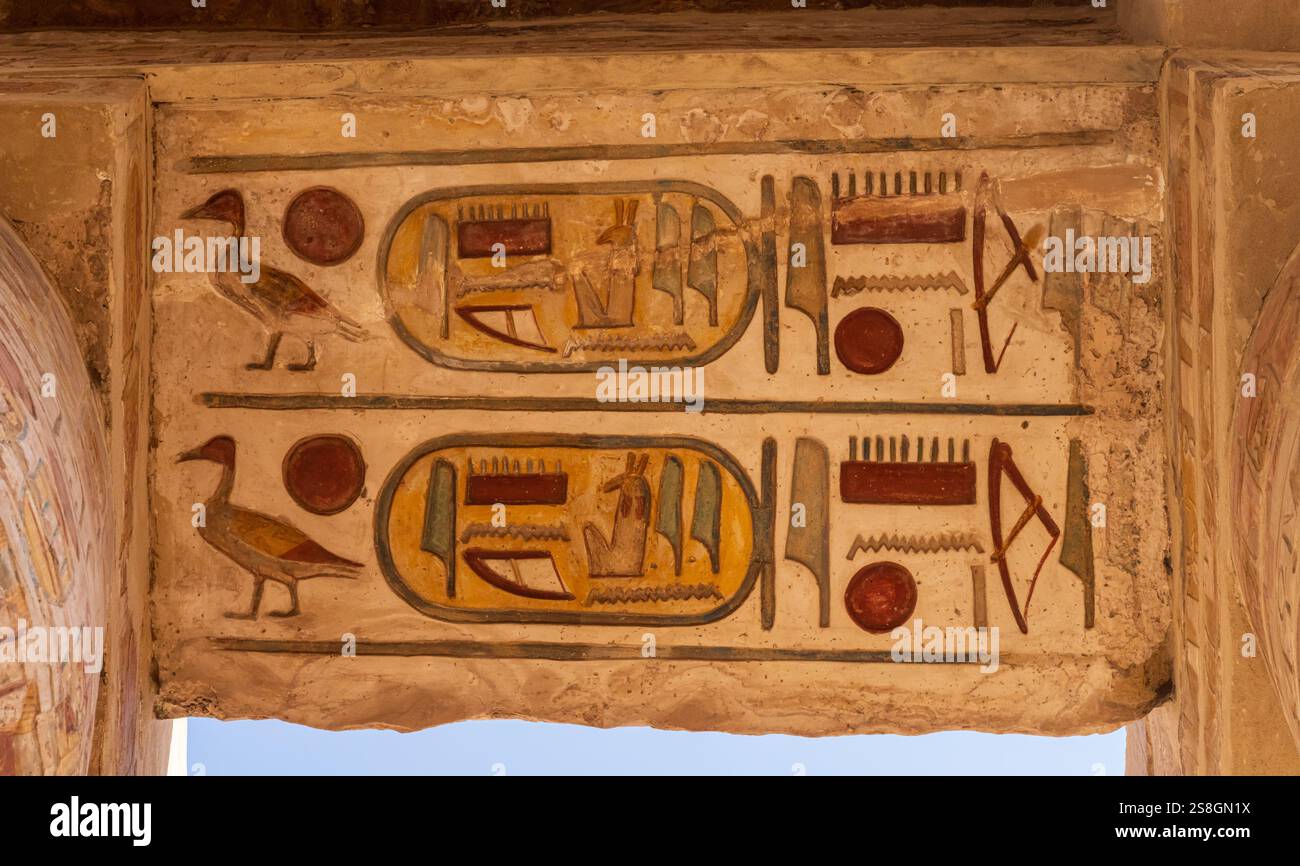 Ancient egyptian murals hieroglyphs adorn hi-res stock photography and ...