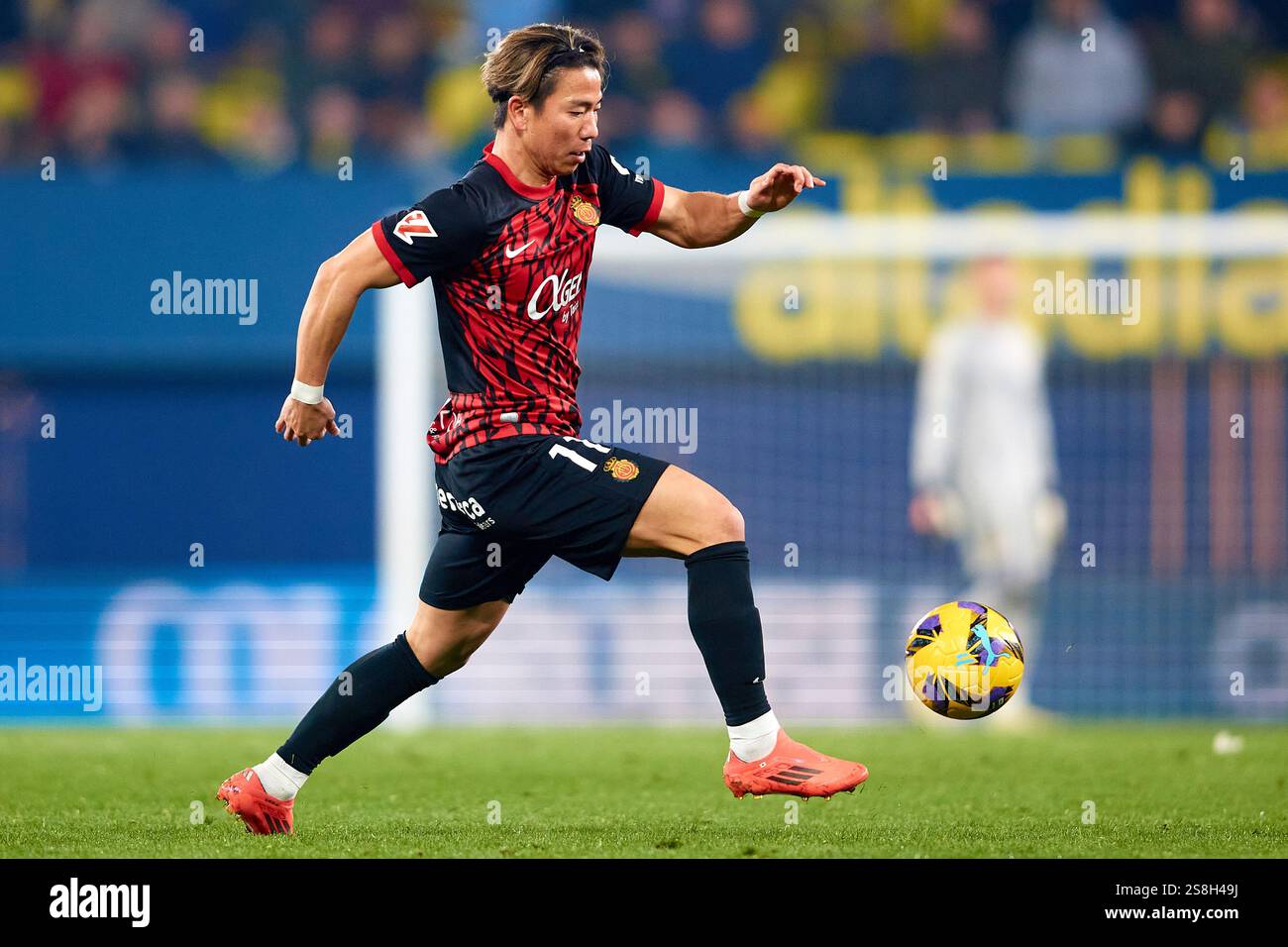 Takuma Asano of RCD Mallorca seen in action during the La Liga 2024/25 ...