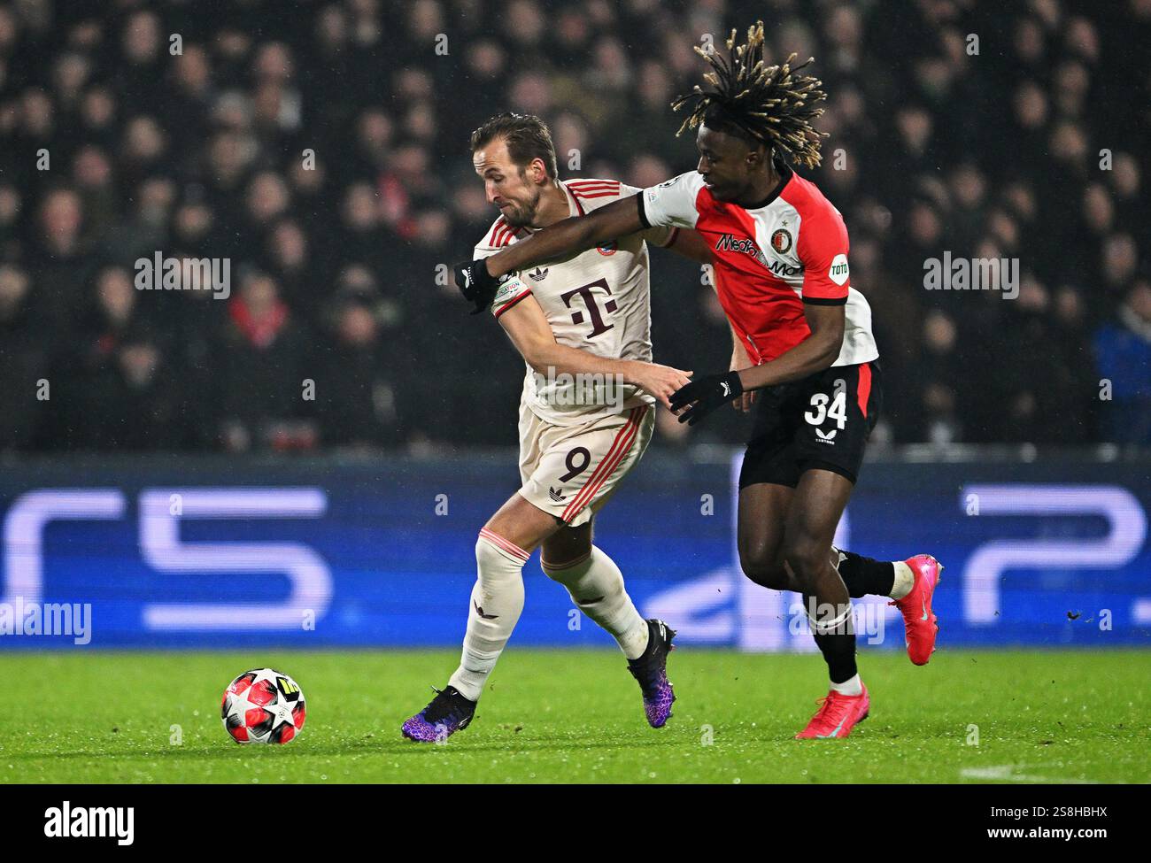 Rotterdam, Netherlands. 22nd Jan, 2025. Soccer: Champions League ...