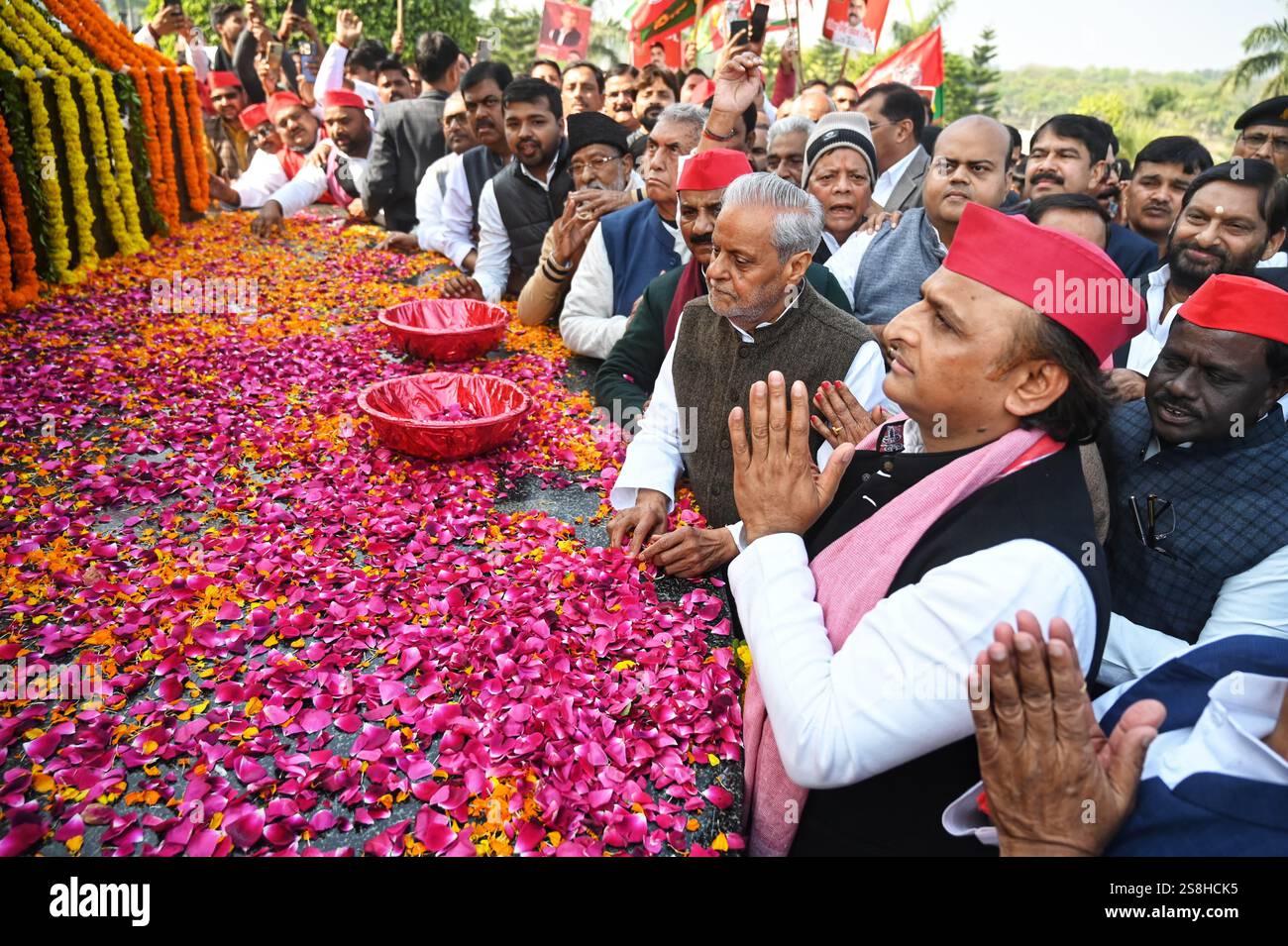 Lucknow, India. 22nd Jan, 2025. LUCKNOW, INDIA - JANUARY 22: Samajwadi ...