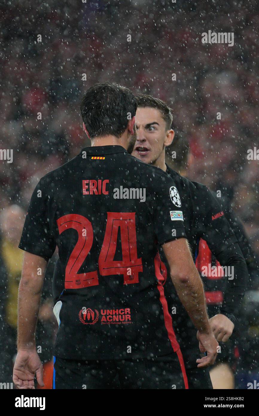 Lisbon, Portugal. 21st Jan, 2025. Eric Garcia of FC Barcelona and Pablo Martín Páez Gavira (Gavi ...
