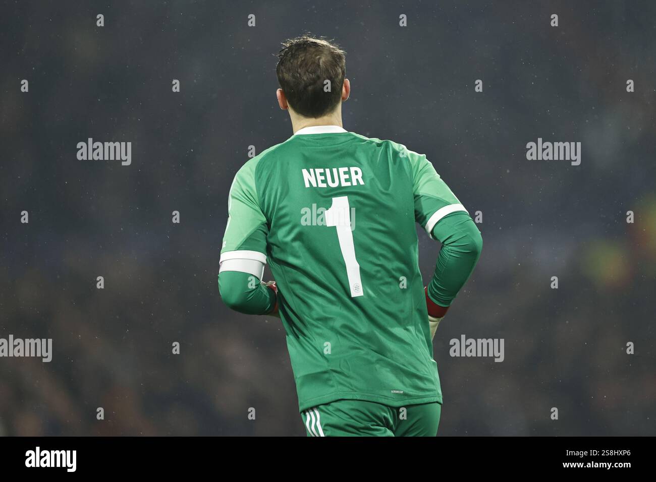 ROTTERDAM - Bayern Munich goalkeeper Manuel Neuer during the UEFA ...