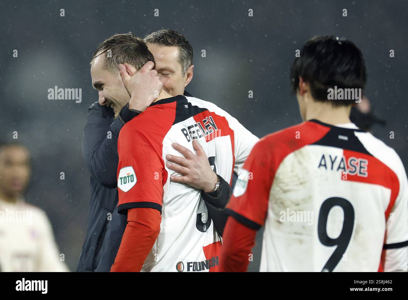 ROTTERDAM - (l-r) Thomas Beelen of Feyenoord, Feyenoord coach Brian ...