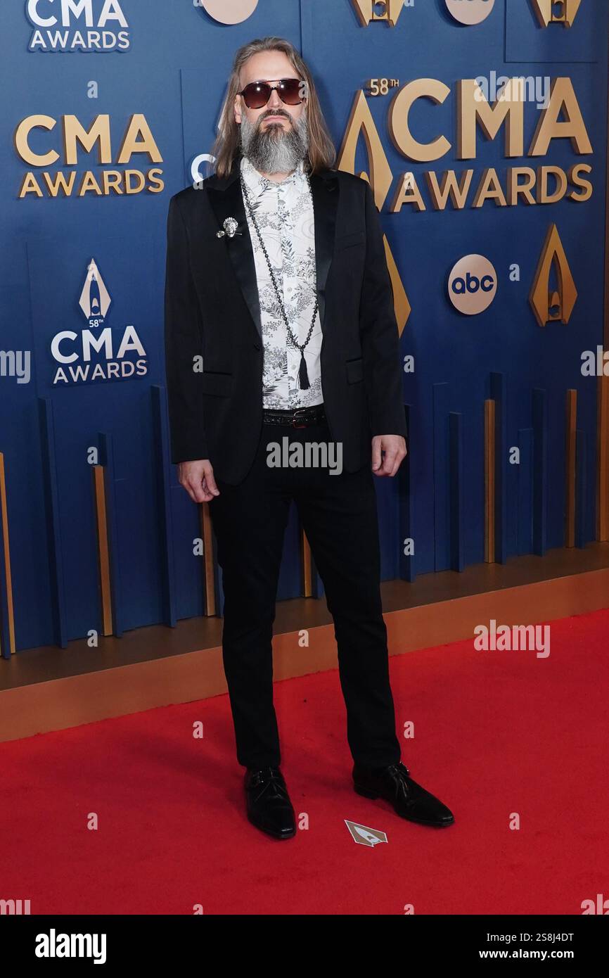 Nashville, Tennessee, USA. 20th Nov, 2024. Ryan Gore. 58th Annual CMA ...