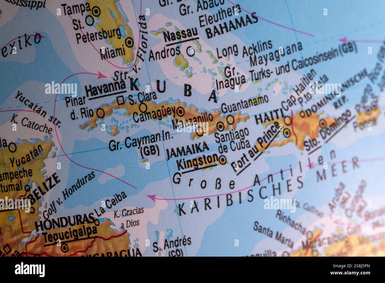 23.01.2025, Die Karibik mit Jamaika, Kuba und Haiti hier auf der Landkarte eines Globus. 23.01. ...