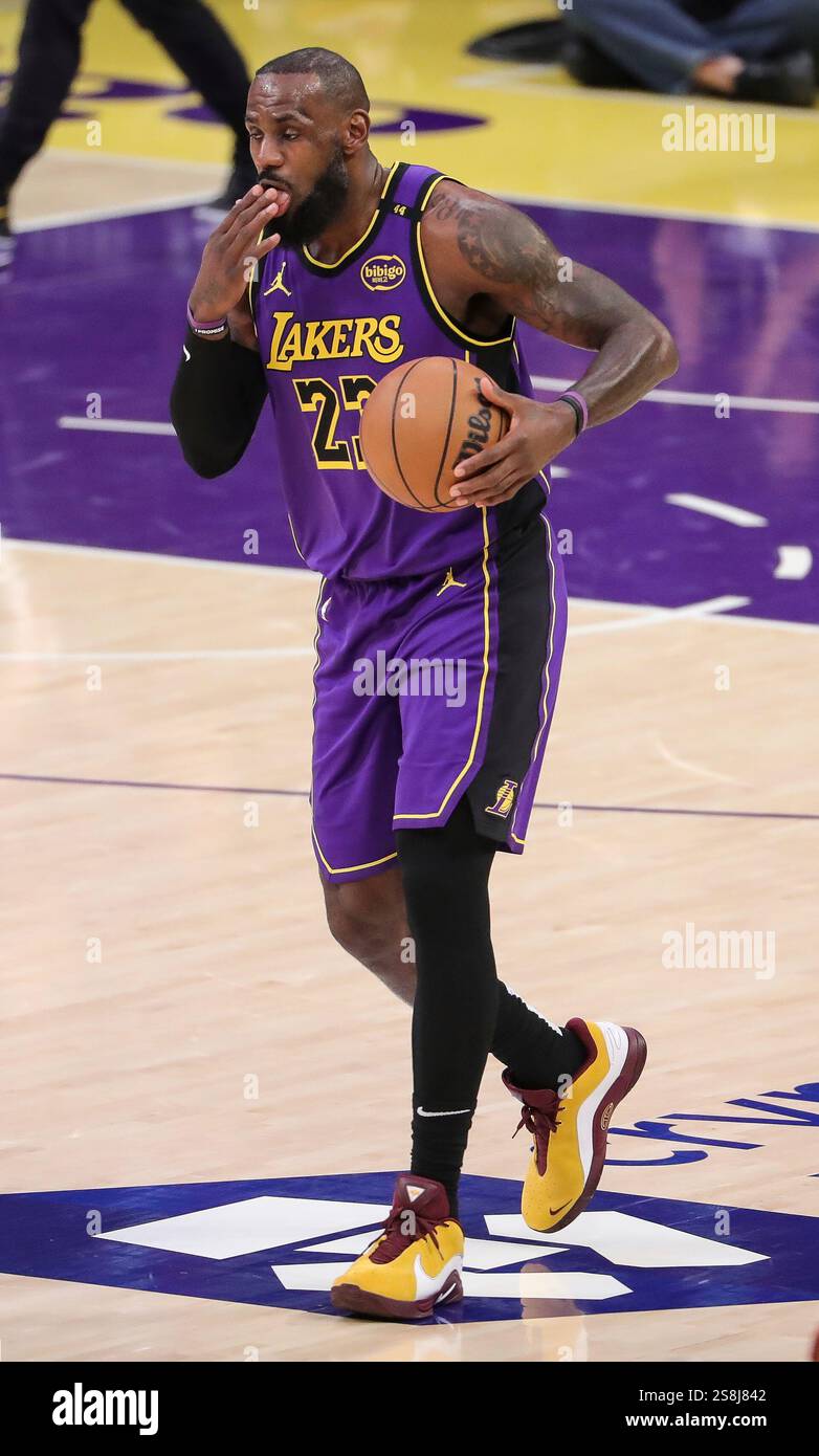 LOS ANGELES, CA - JANUARY 21: Los Angeles Lakers forward LeBron James ...