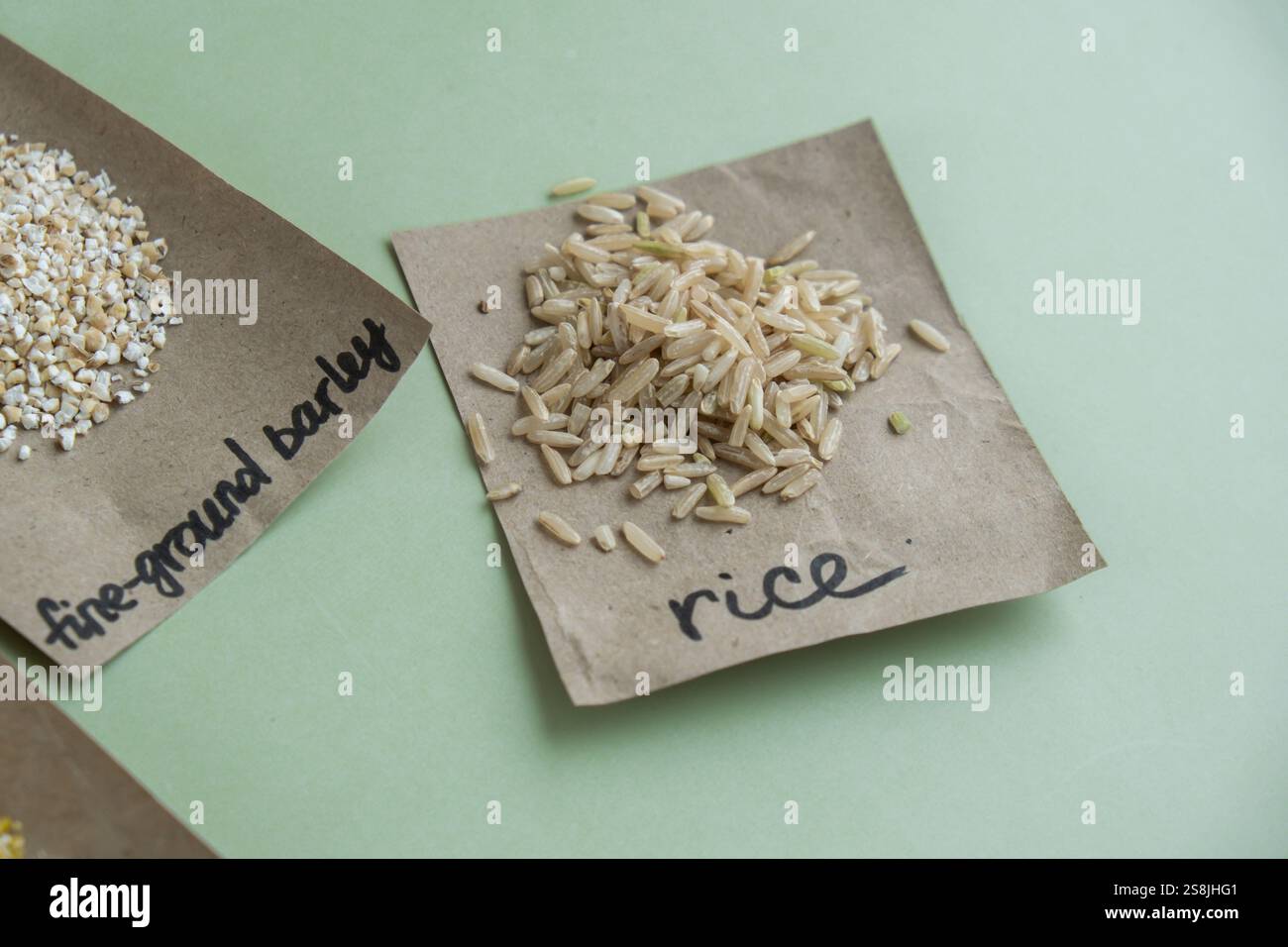 Refillable raw brown rice porridge with text in paper examples. Refill ...