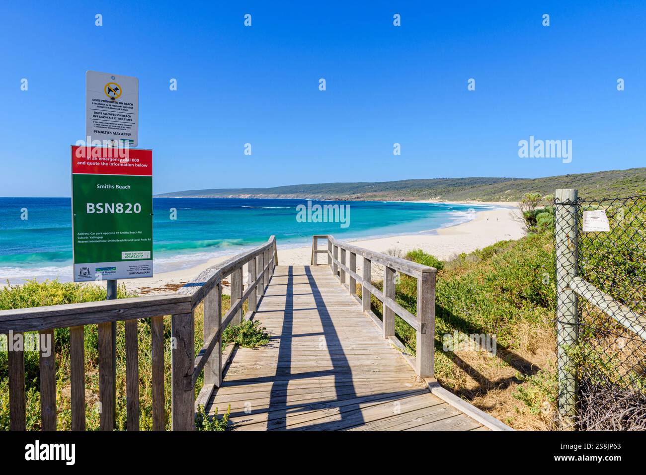 Wooden walkway down to picturesque Smiths Beach, Yallingup, Western ...