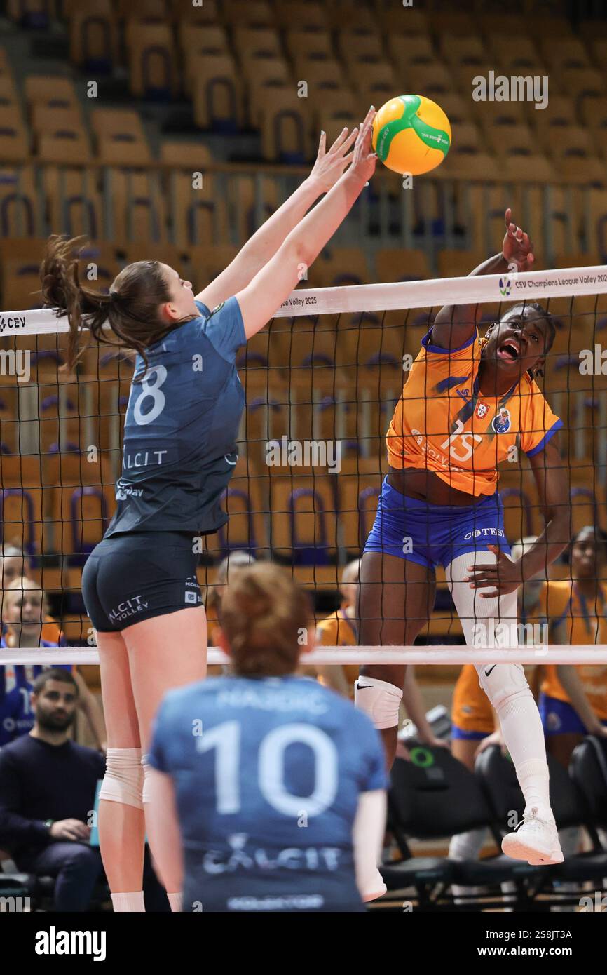 Ljubljana, Slovenia. 22nd Jan, 2025. Shainah Joseph (Top R) of FC Porto ...