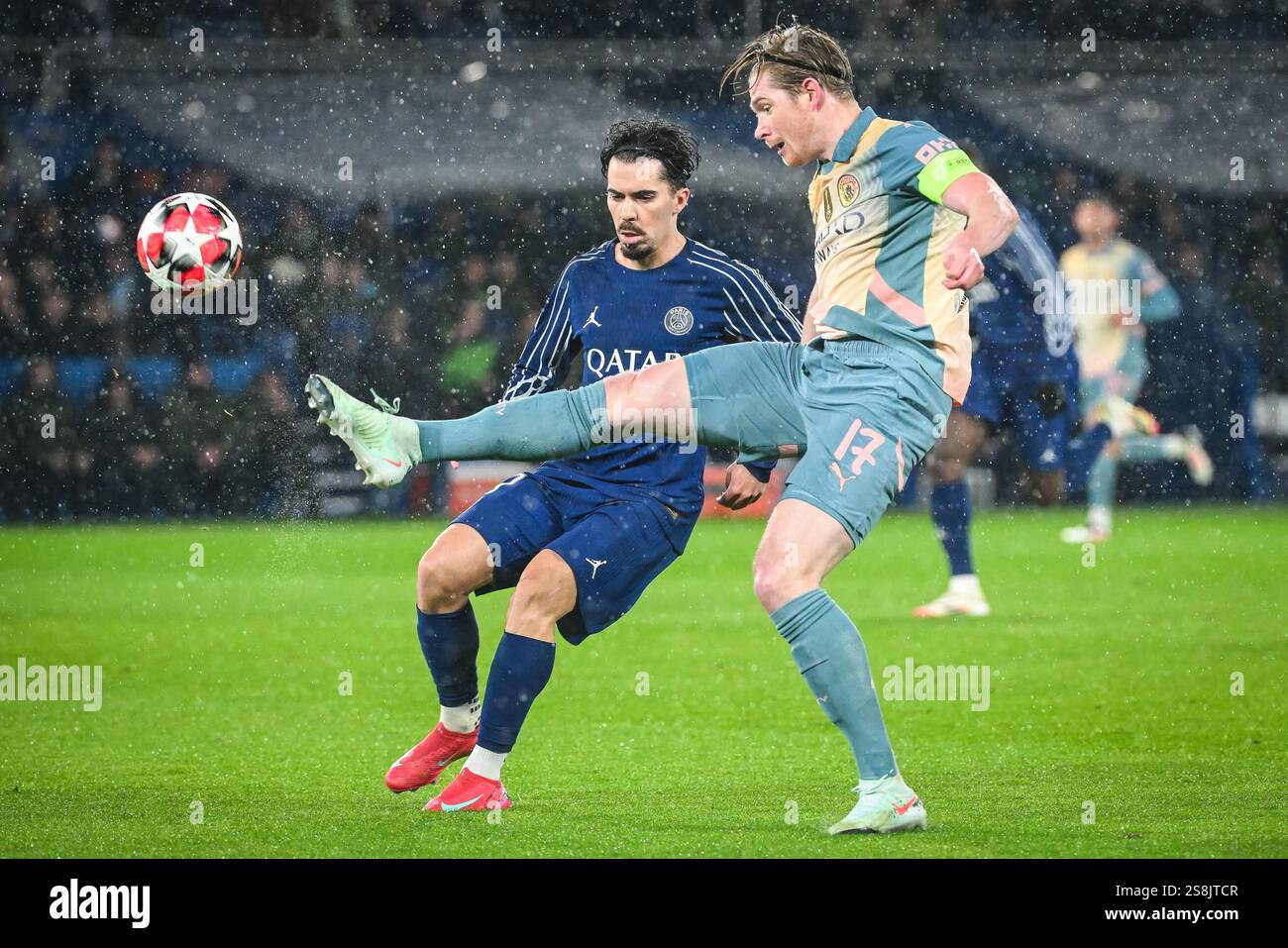 Paris, France, France. 22nd Jan, 2025. Vitor MACHADO FERREIRA (Vitinha ...
