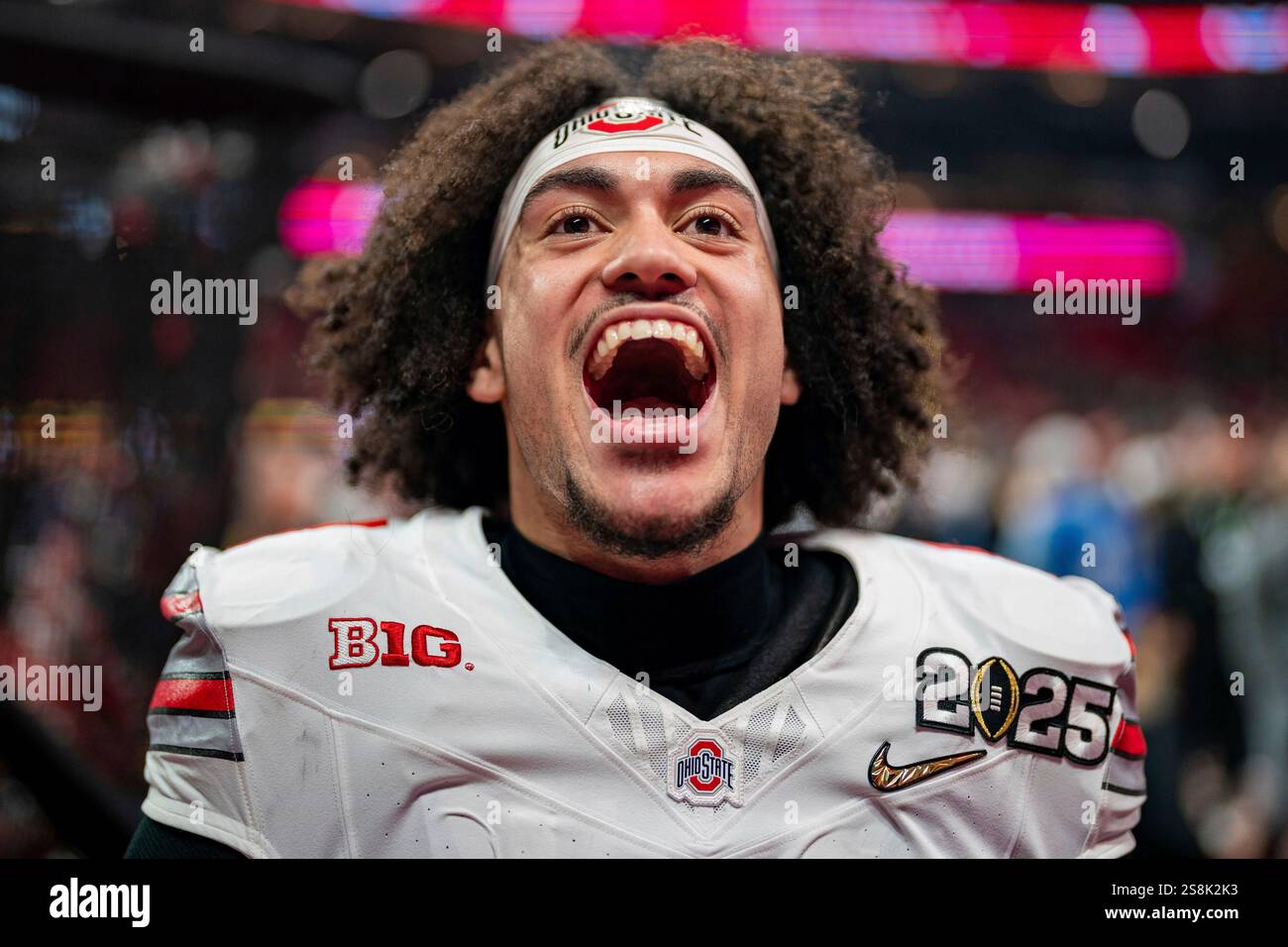 Ohio State safety Lathan Ransom (8) celebrates after defeating Notre ...