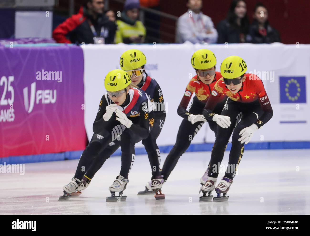 Turin, Italy. 22nd Jan, 2025. Kim Gilli (back L) of South Korea relays ...