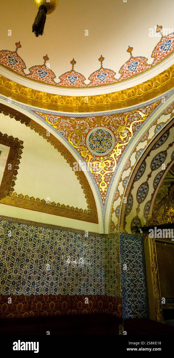 Interior of Mosque of Eunuchs in Topkapi Palace, Istanbul, Turkey Stock ...