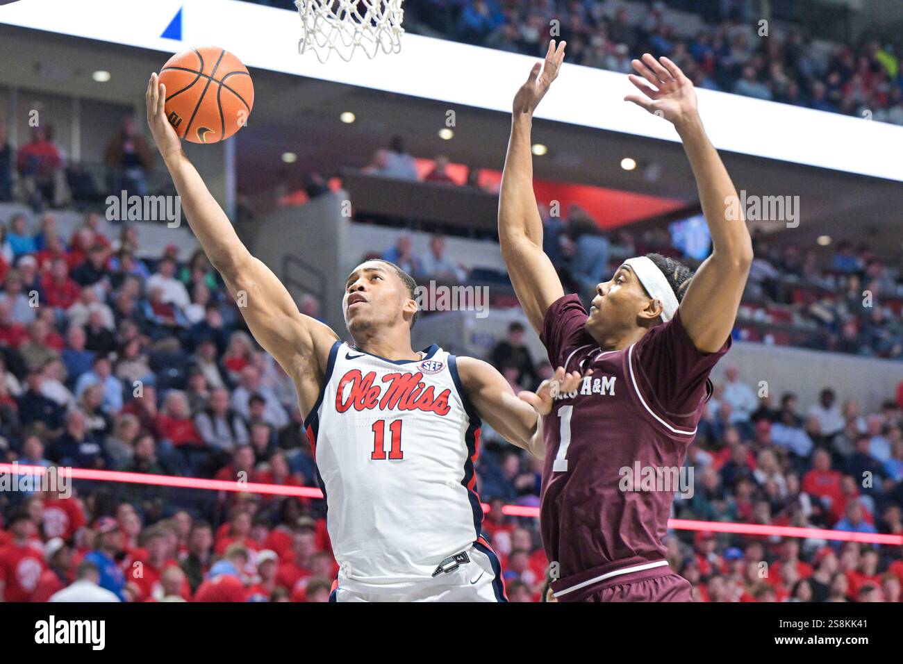 Mississippi guard Matthew Murrell (11) shoots against Texas AM guard ...