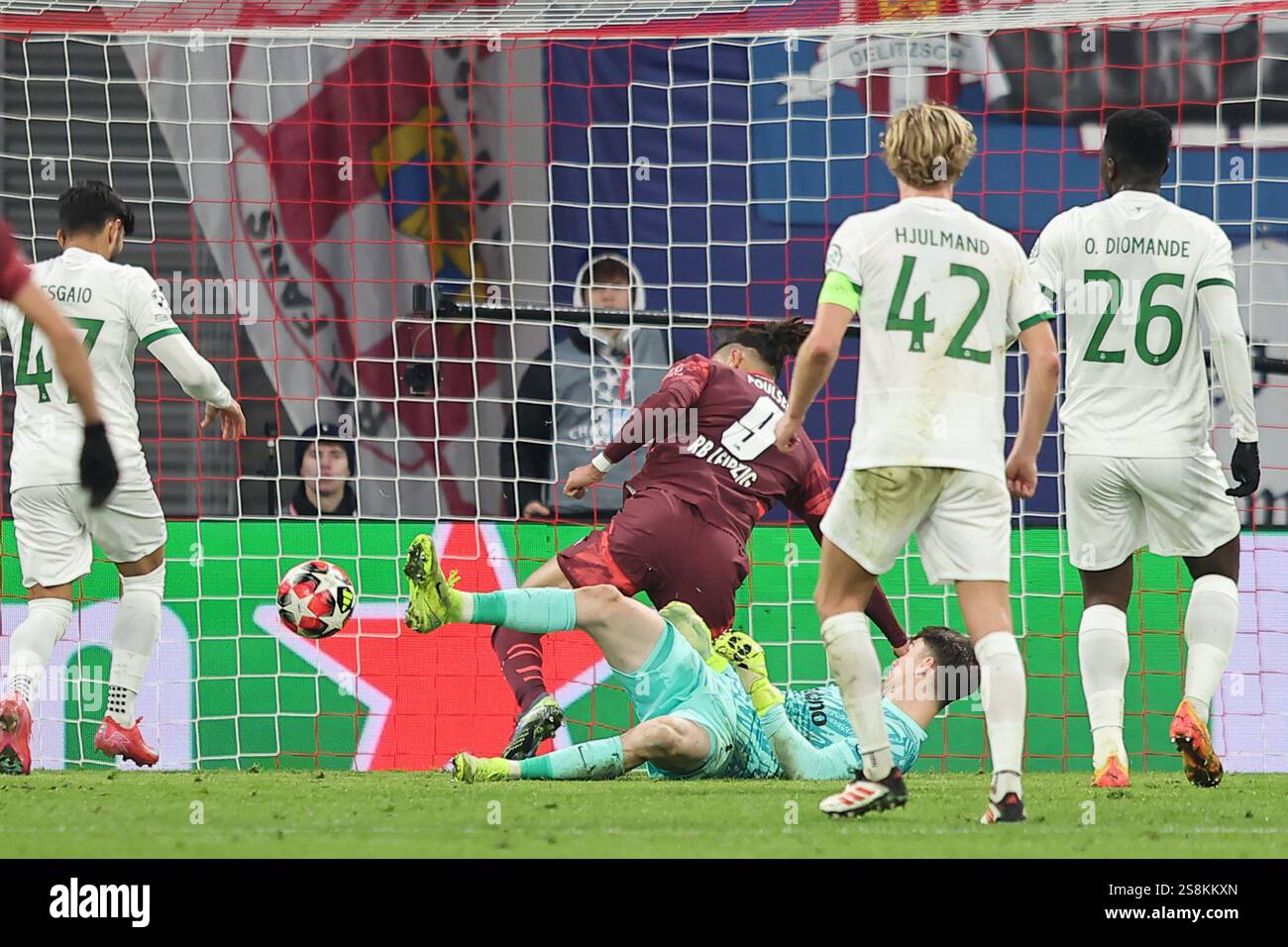 Leipzig, Germany. 22nd Jan, 2025. Soccer: Champions League, RB Leipzig ...
