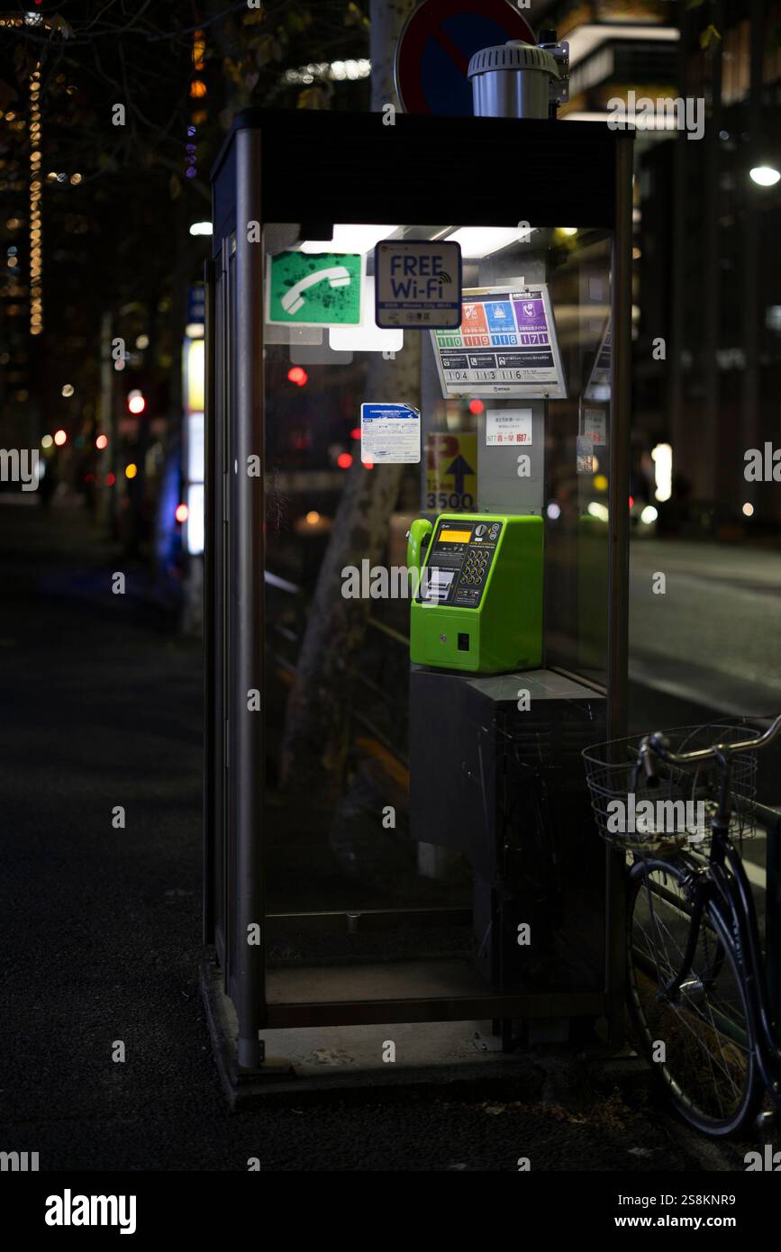 Tokyo, Japan. 16th Jan, 2025. Japanese payphone in Kasumigaseki, Tokyo ...