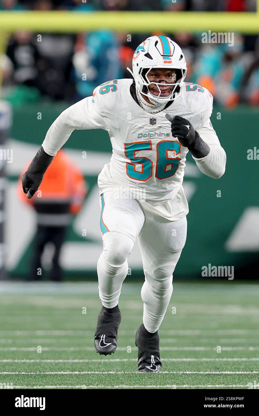 Miami Dolphins linebacker Quinton Bell (56) in action against the New ...