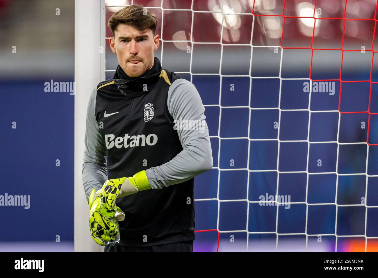 Leipzig, Germany. 22nd Jan, 2025. Goalkeeper Franco Israel of Sporting ...