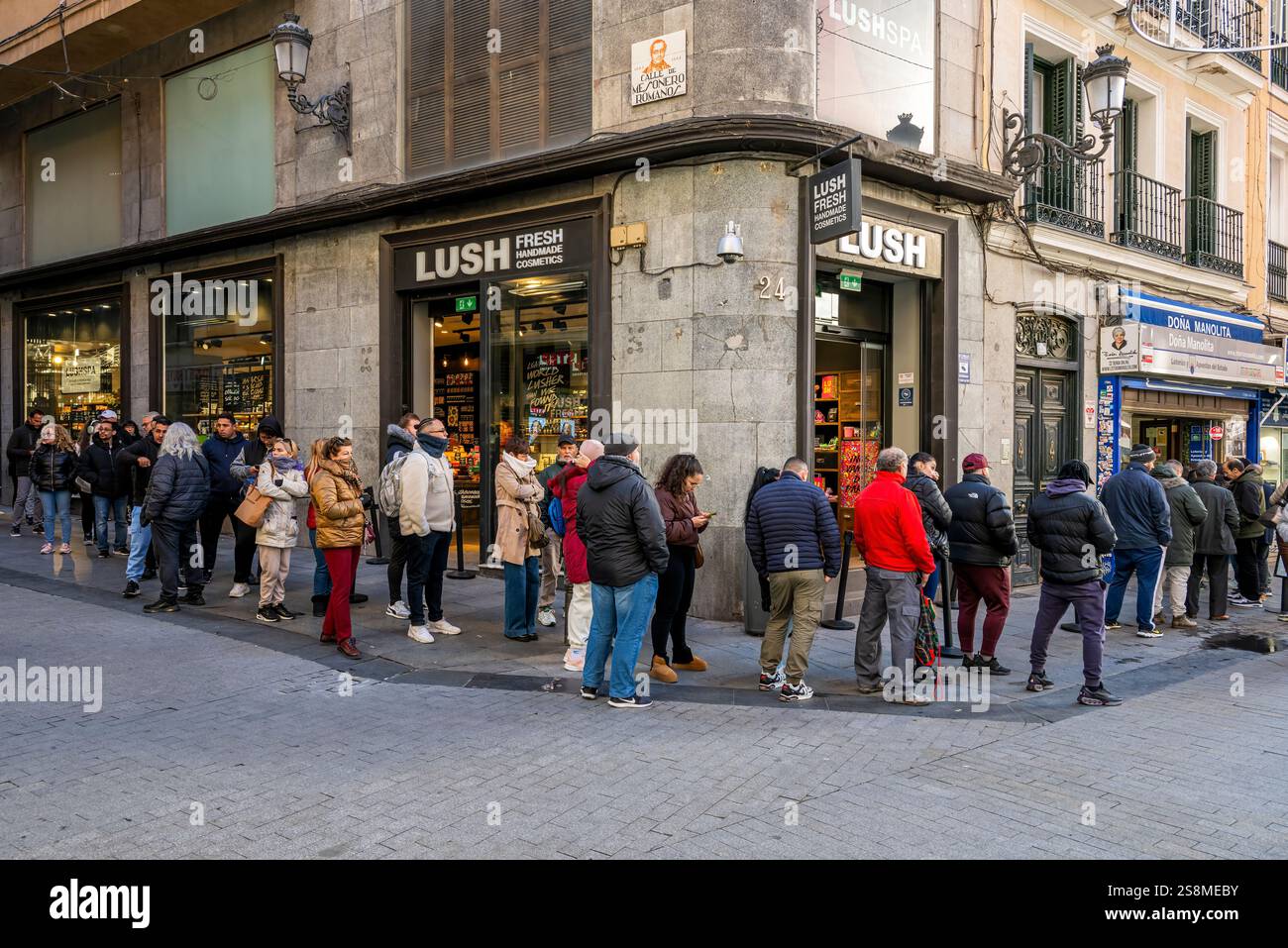 Spanish christmas el gordo hi-res stock photography and images - Alamy