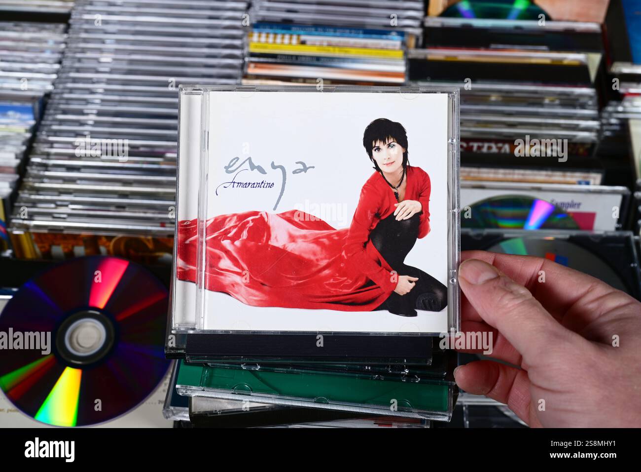 Enya hi-res stock photography and images - Alamy