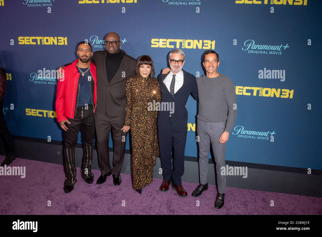 NEW YORK, NEW YORK - JANUARY 22: (L-R) Omari Hardwick, Olatunde ...