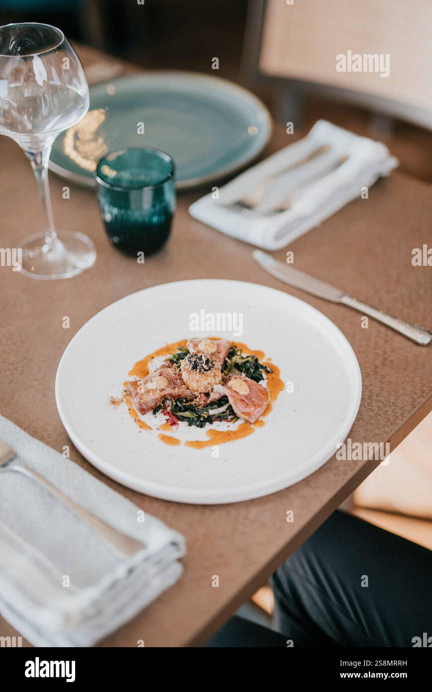 Glass silverware hi-res stock photography and images - Alamy