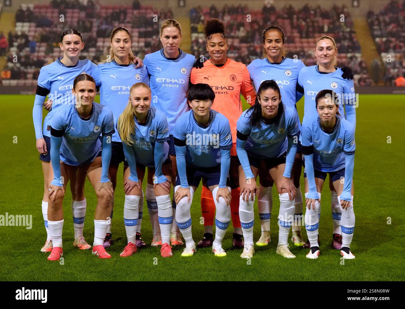 Manchester City starting line up - Back Row: Lily Murphy, Laia ...