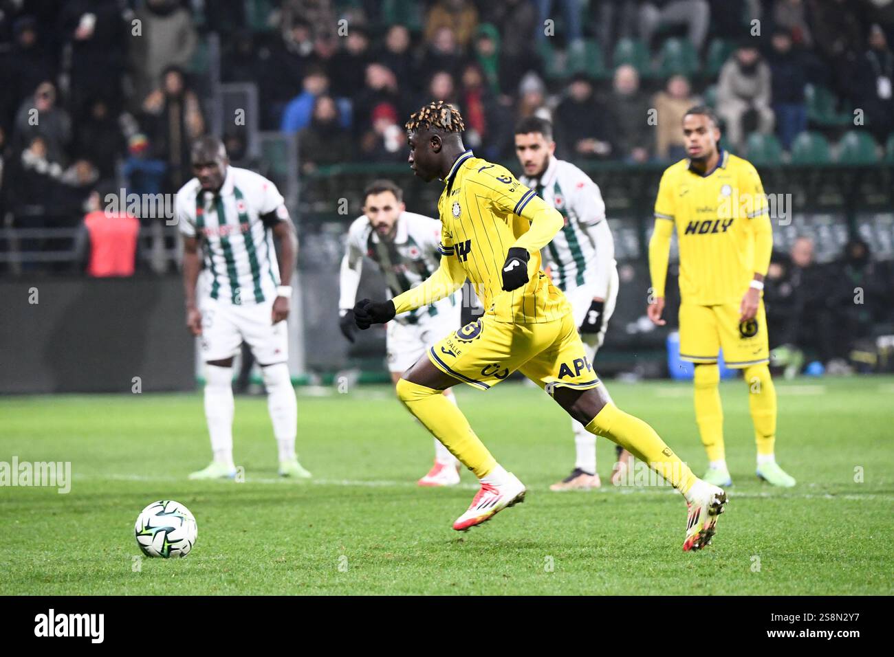09 Pathe MBOUP (pau) during the Ligue 2 BKT match between Red Star and ...