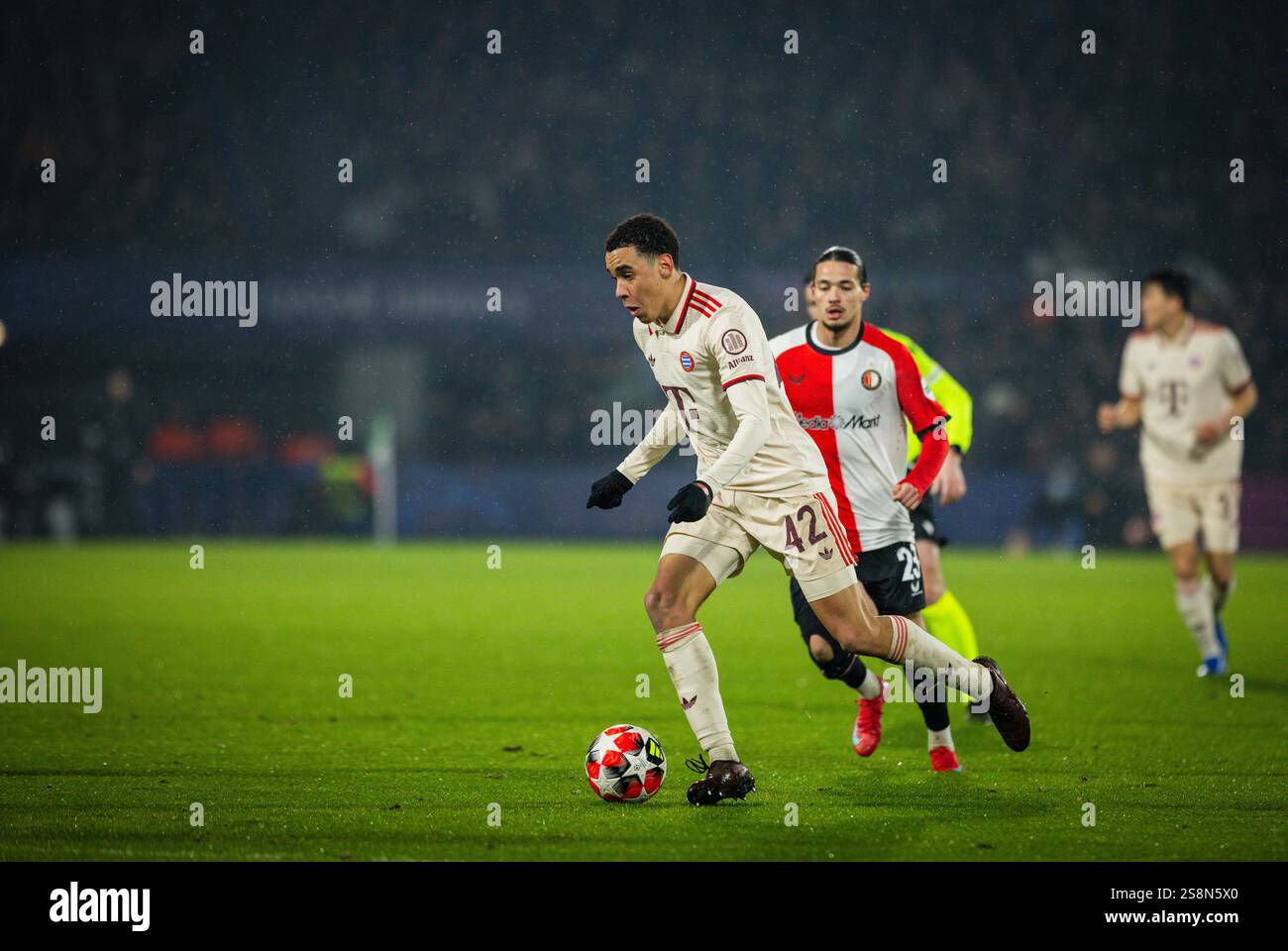 Rotterdam, Netherlands. 22nd Jan 2025. Jamal Musiala (FCB) Anis Hadj ...