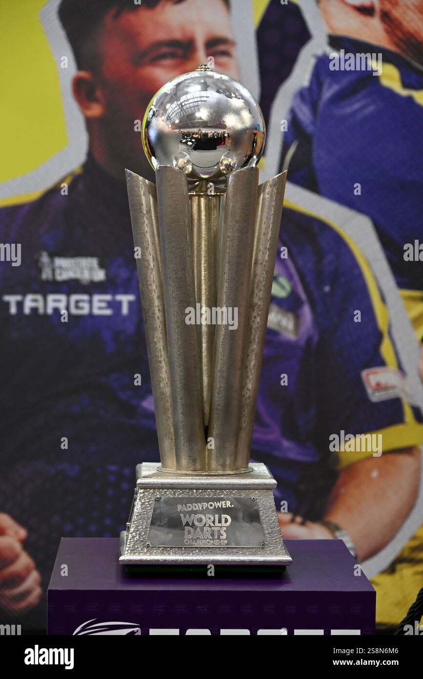 Darts world championship 2025 hi-res stock photography and images - Alamy