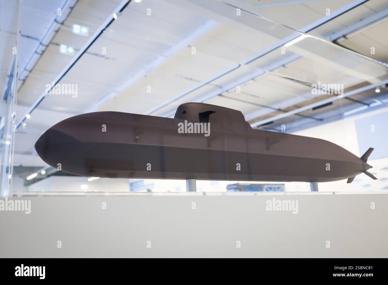 Kiel, Germany. 20th Jan, 2025. A submarine model of the HDW Class 212CD series can be seen in ...