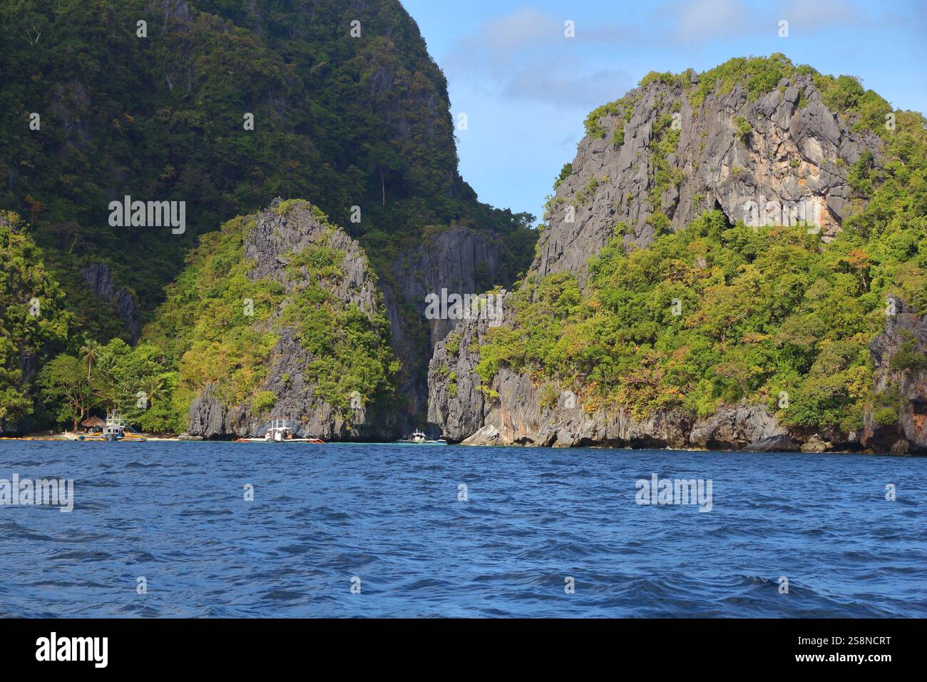 Philippines Palawan island nature. Karst rock cliffs landscape ...