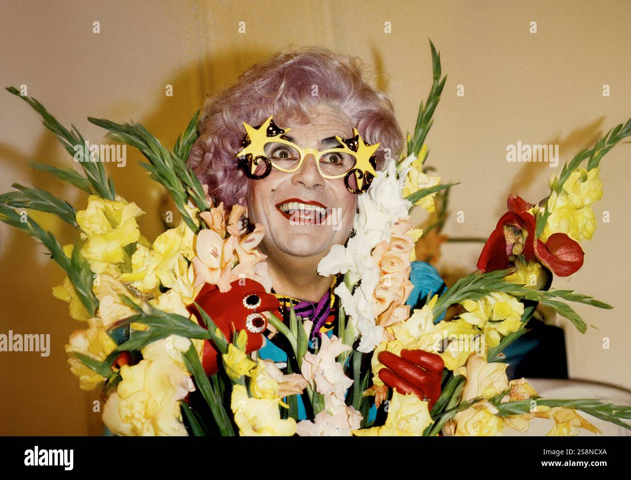 Australian comedy actor Barry Humphreys as Dame Edna Everage Stock ...