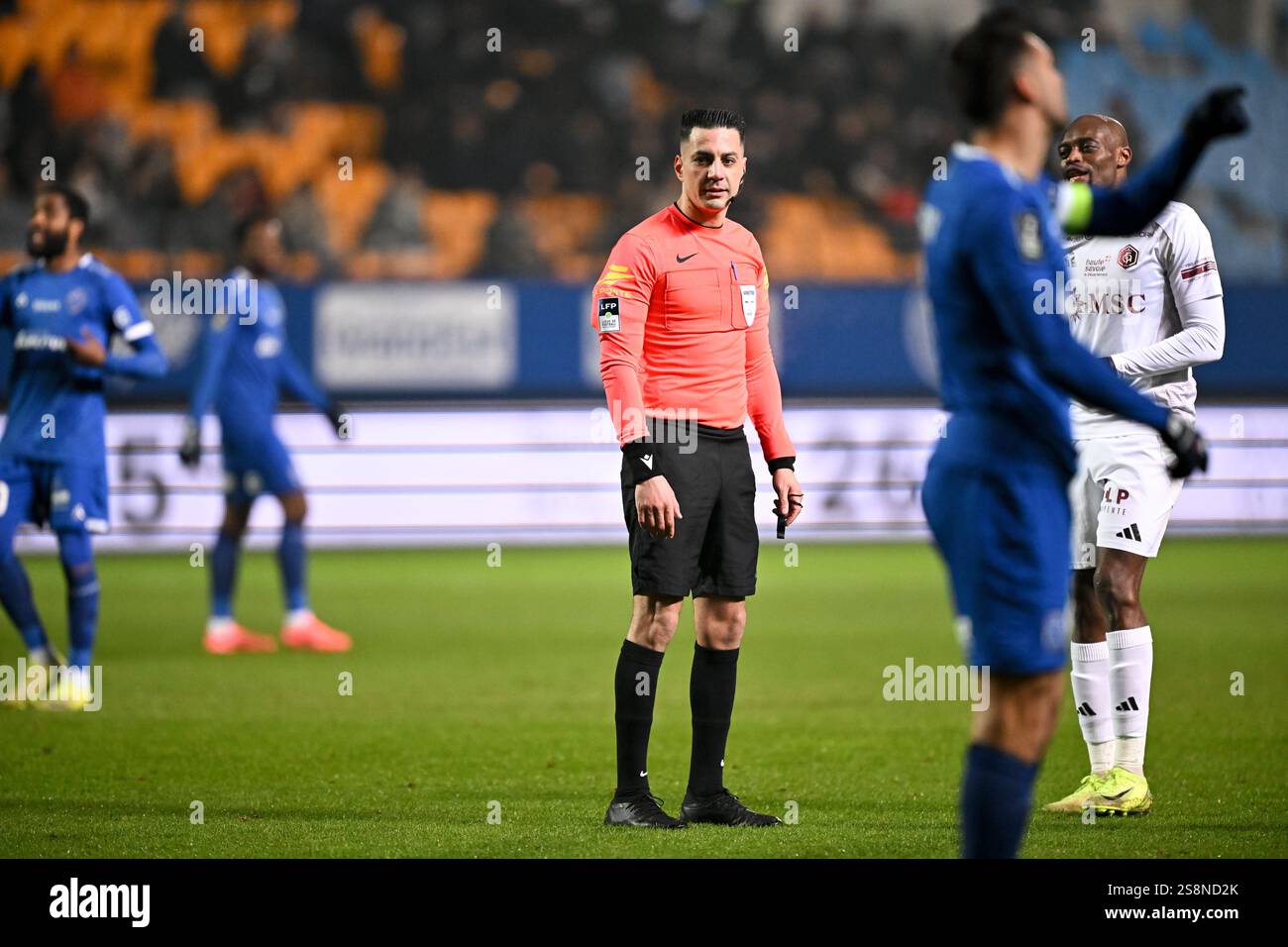 Karim Abed (arbitre) during the Ligue 2 BKT match between Troyes and ...