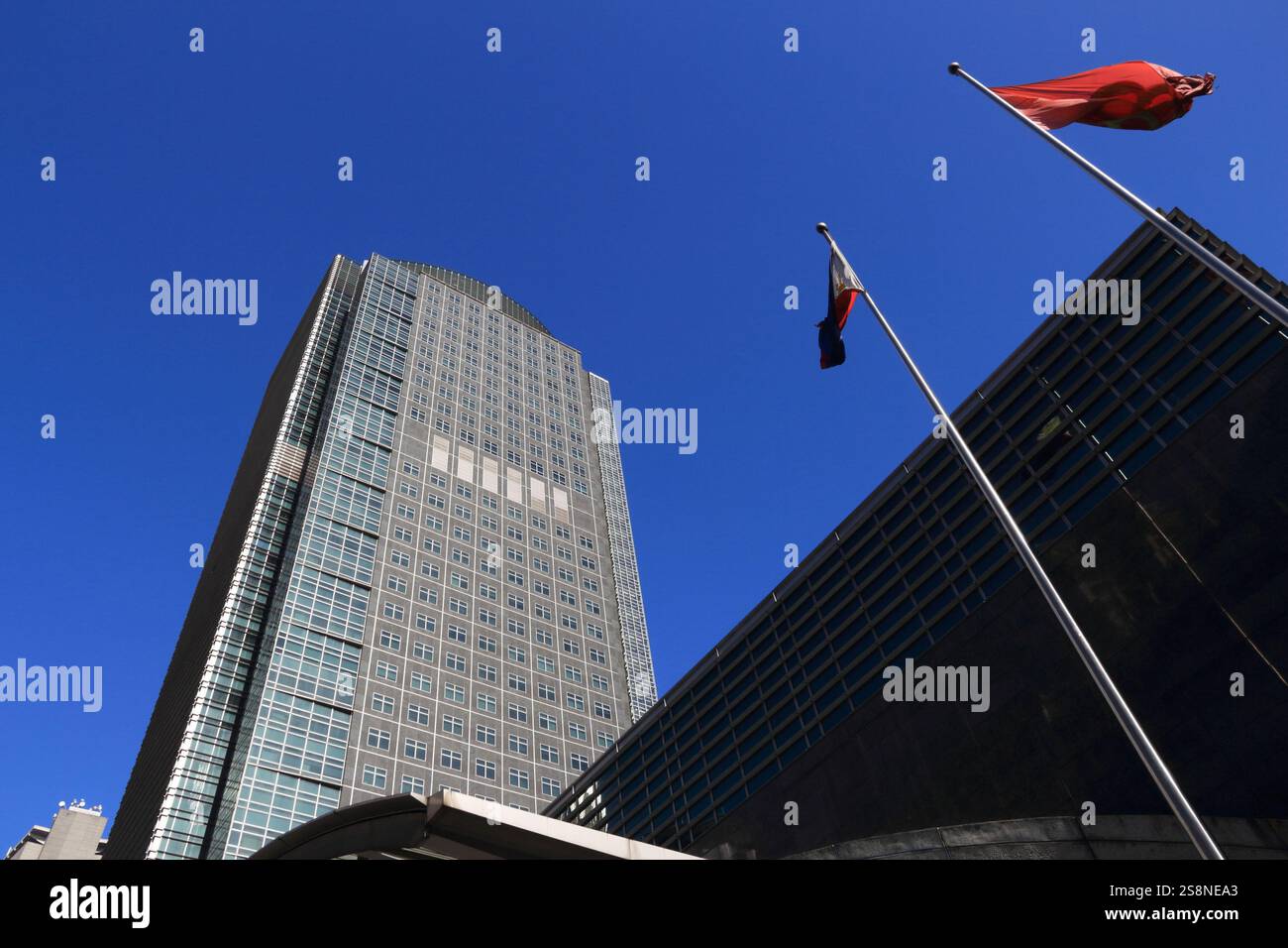 MANILA, PHILIPPINES - NOVEMBER 28, 2017: Ayala Tower One skyscraper in ...