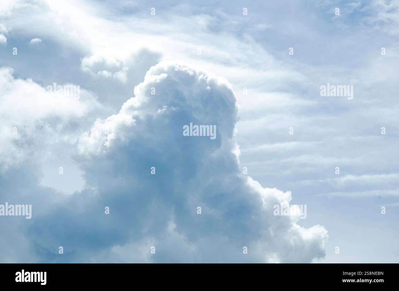 Nature beauty of cloud with customizable space for text Stock Photo - Alamy
