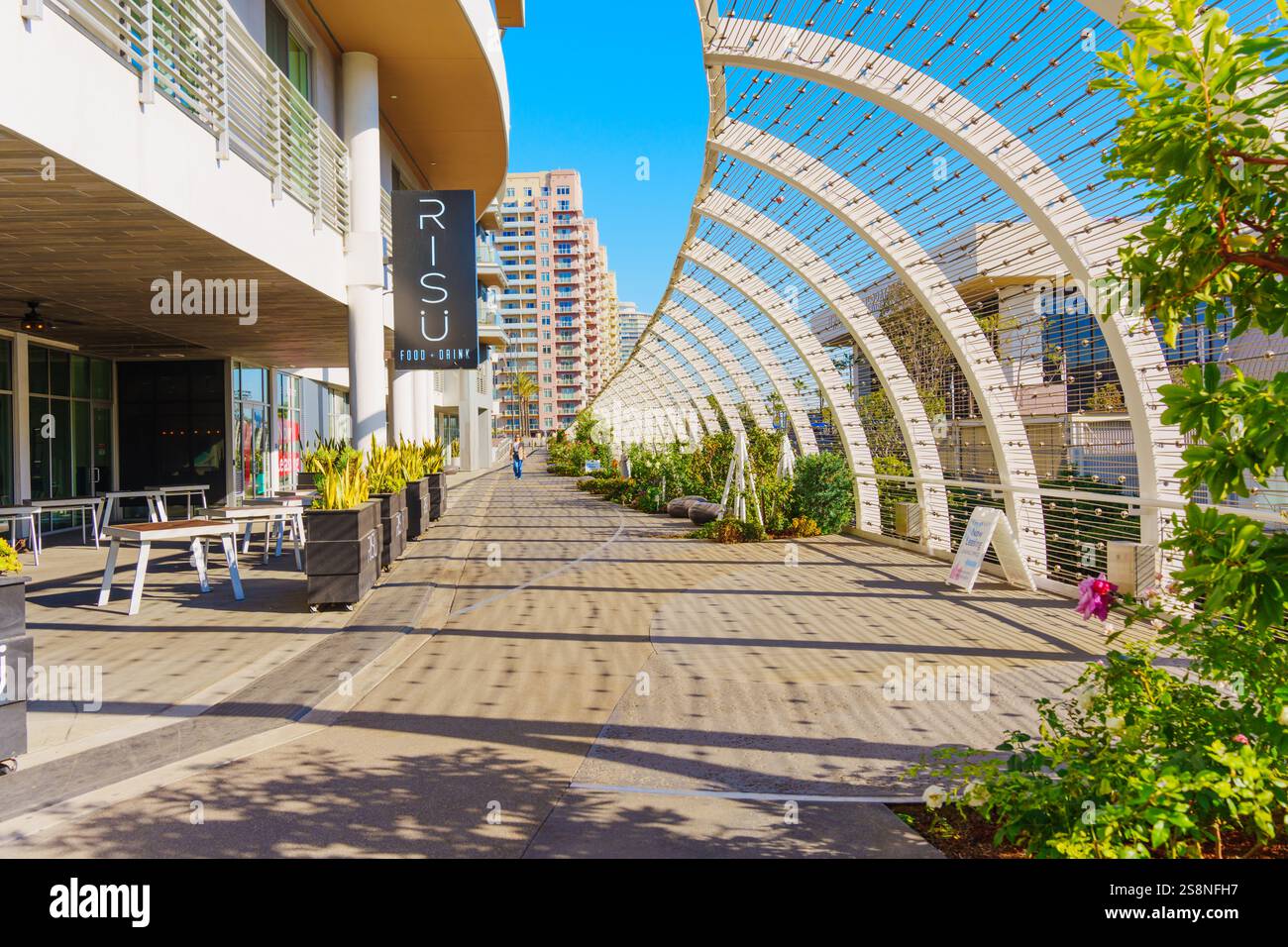 Long Beach, California - January 15, 2025: Scenic walkway featuring ...