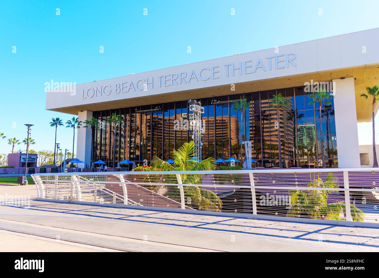 Long Beach, California - January 15, 2025: Contemporary exterior of ...