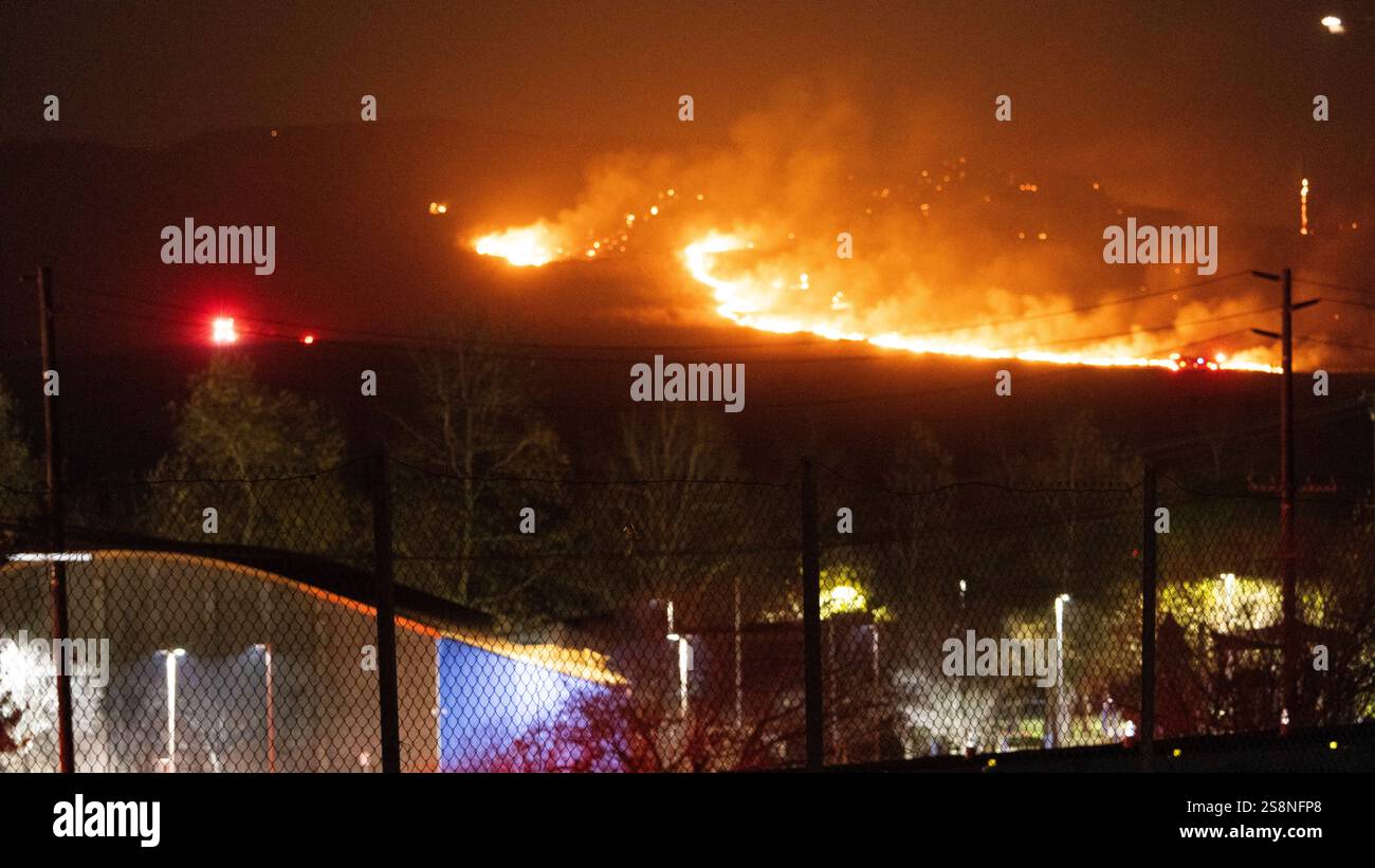 Castaic, California, USA. 22nd Jan, 2025. Hughes fire, in Castaic ...