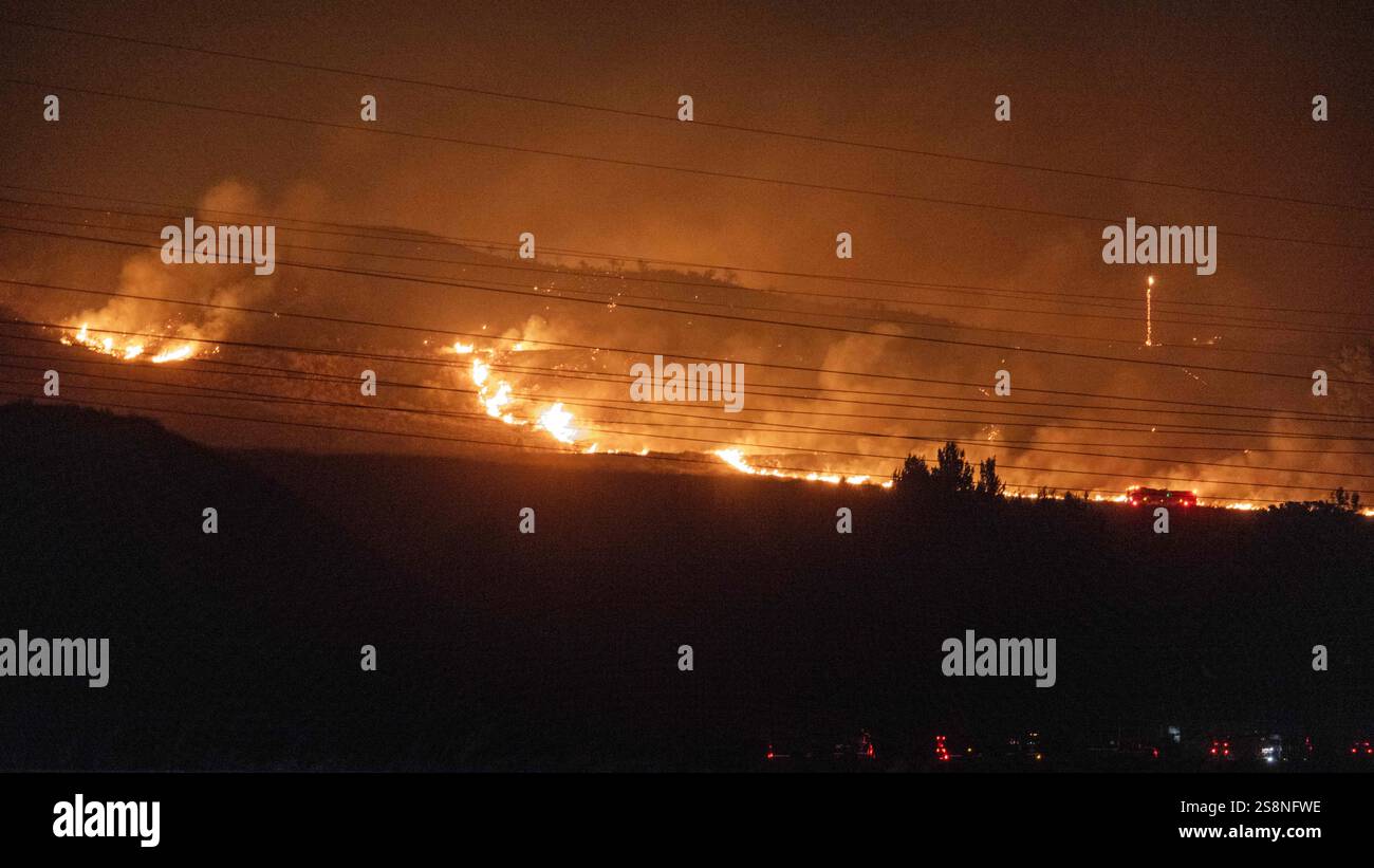 Castaic, California, USA. 22nd Jan, 2025. Hughes fire, in Castaic ...