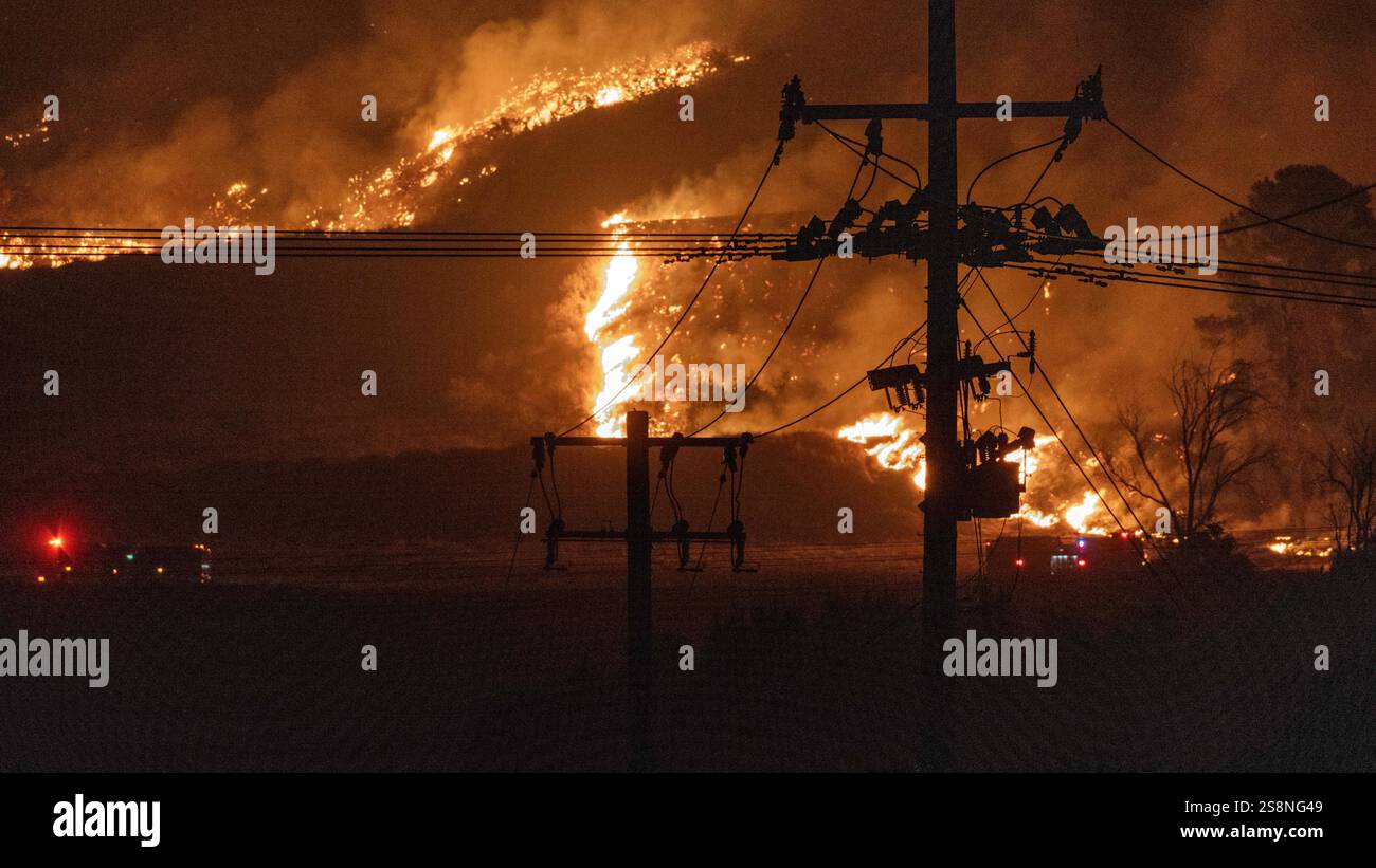 Castaic, California, USA. 22nd Jan, 2025. Hughes fire, in Castaic ...