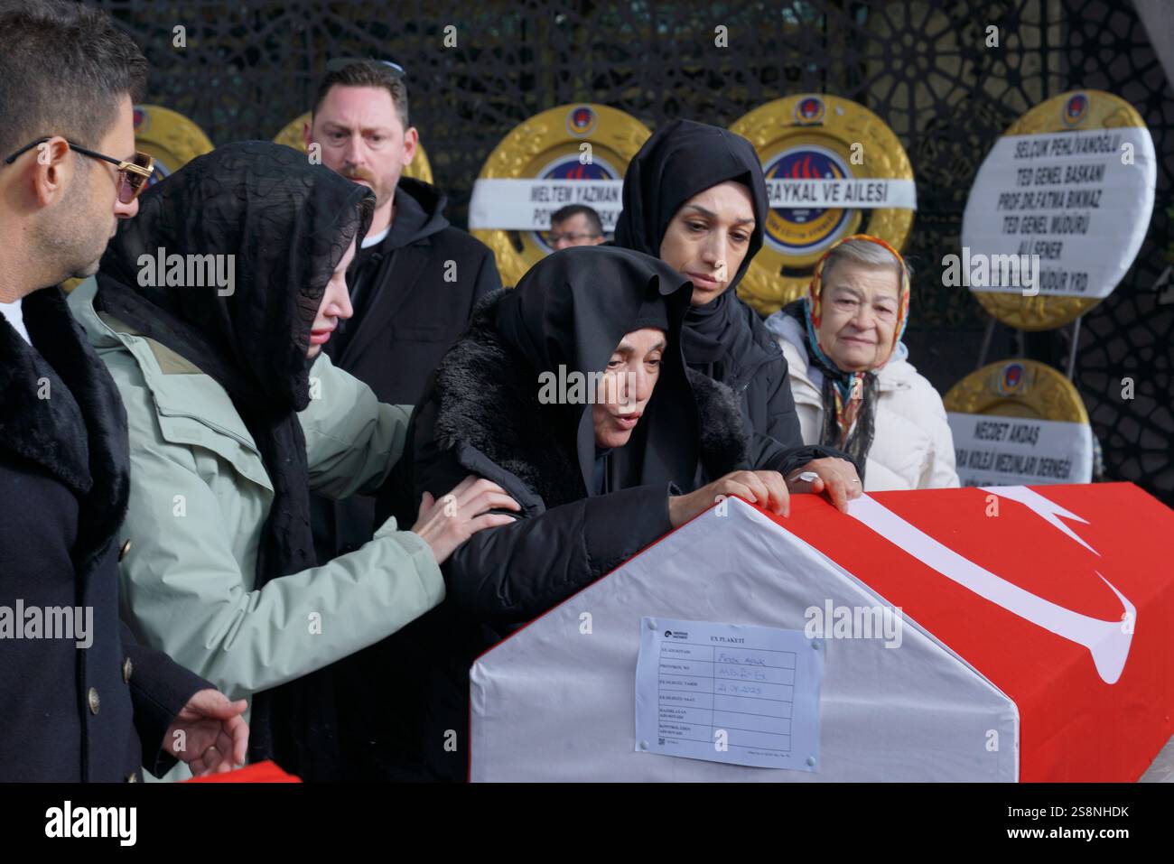 January 23, 2025, Uskudar, Istanbul, Turkey: Asiye Binner (C ...