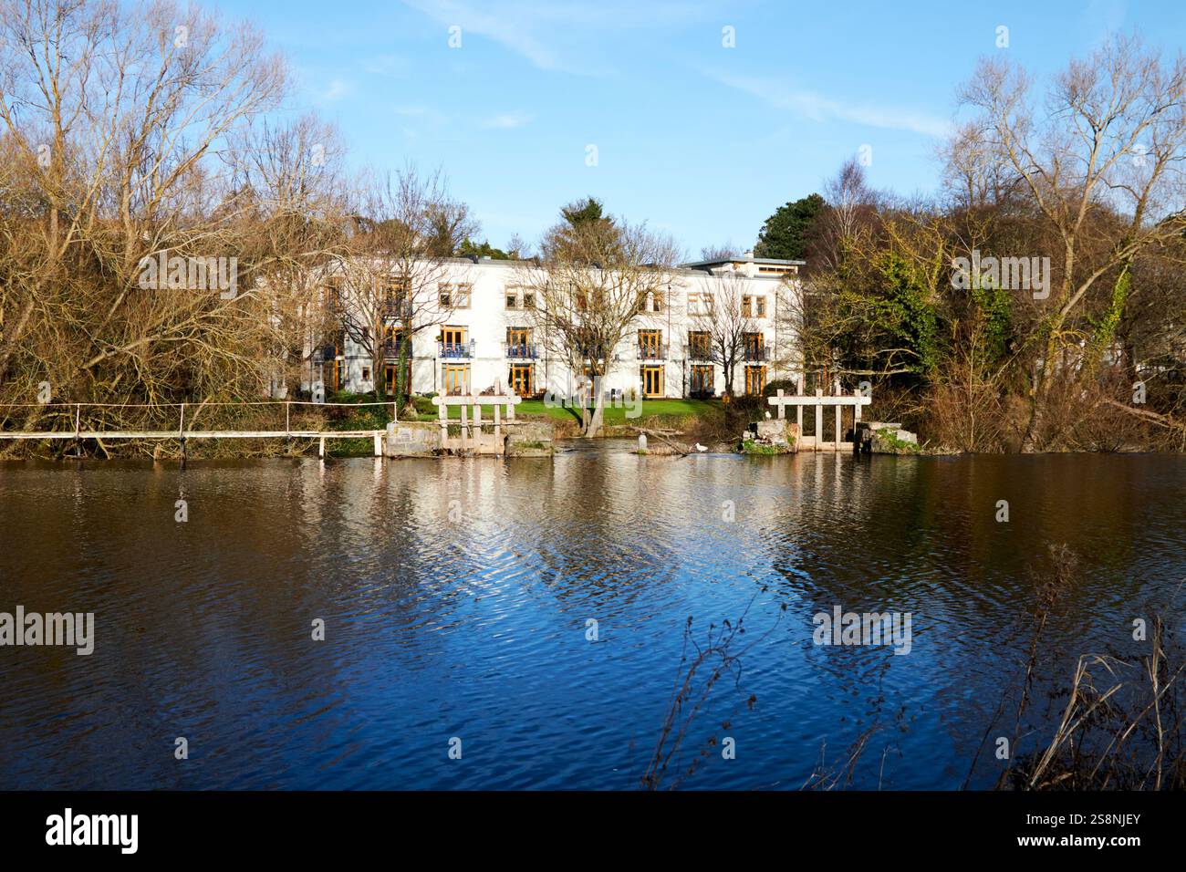 salmon pool apartments on the river liffey islandbridge dublin republic ...