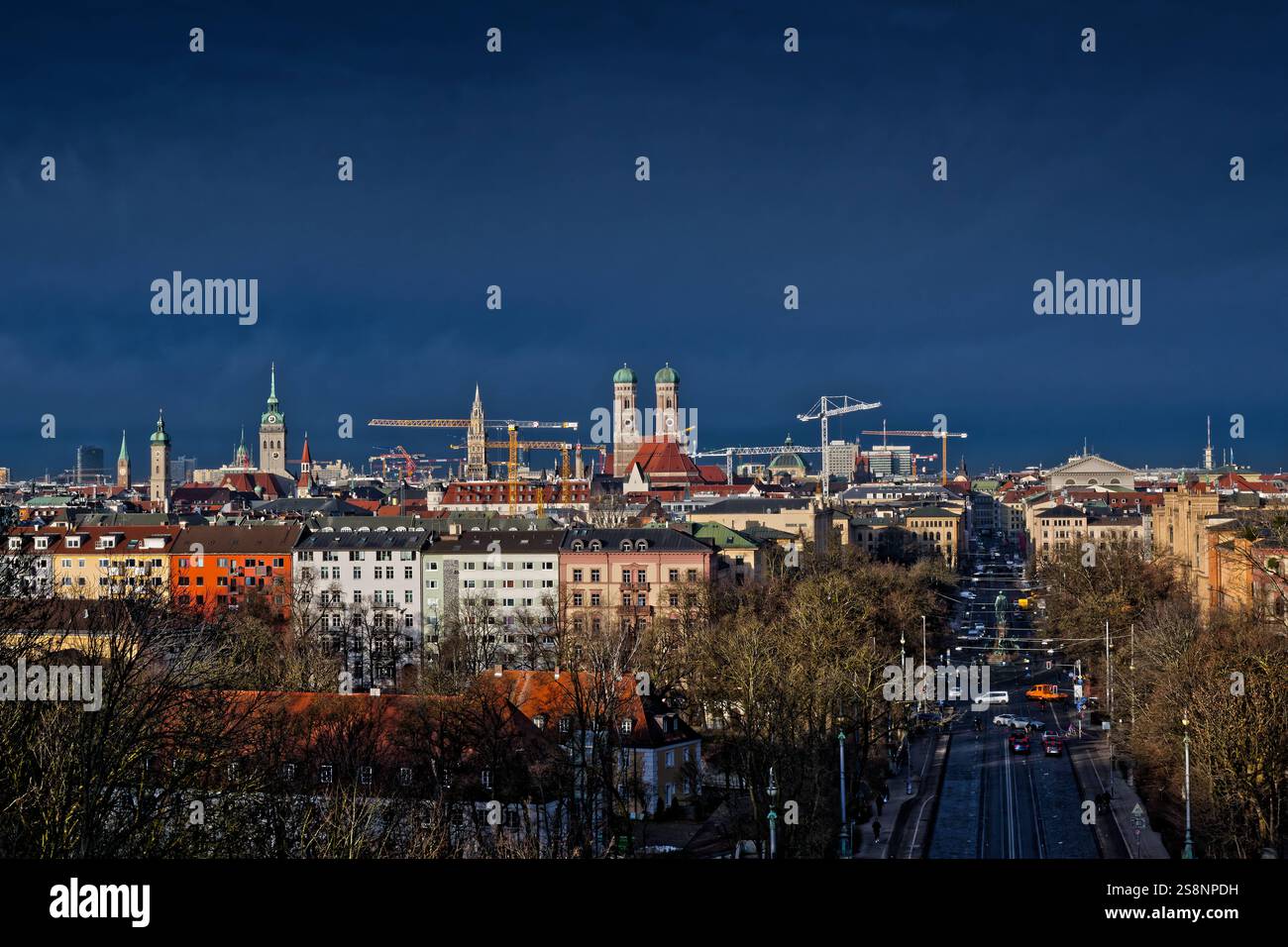 Wetterwarnung für Bayern. Schlechtes Wetter verdrängt die Sonne über ...