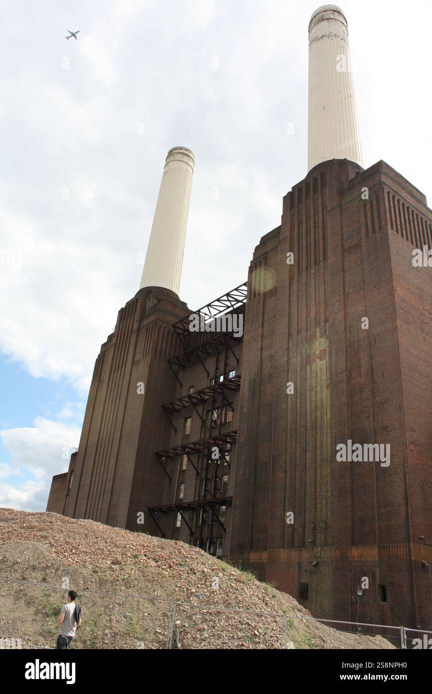 A selection of photos taken in 2008 of Battersea Power Station as it was in a derelict condition ...