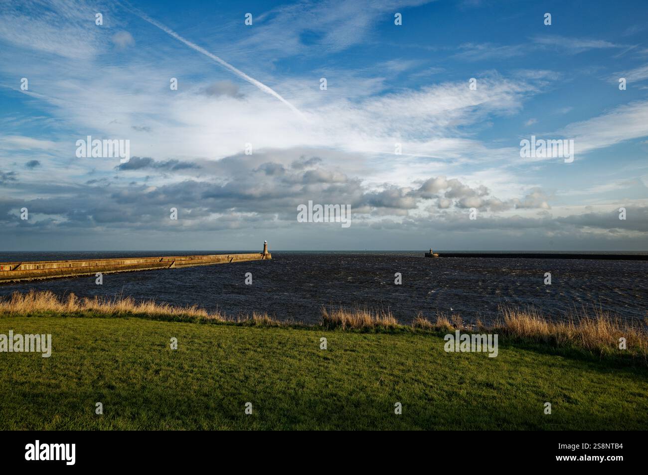 Tyne point hi-res stock photography and images - Alamy