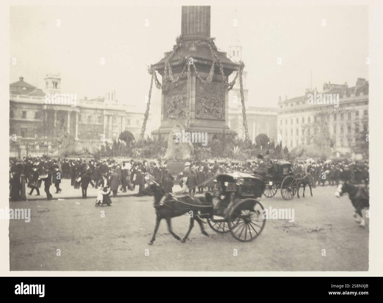 Nelson's Monument Trafalgar Square October 5th 1907. . Archive ...