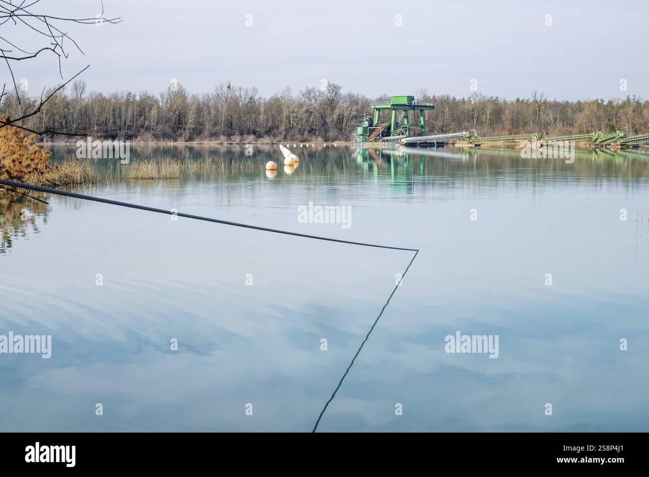 An image of a Quarry pond gravel pit Stock Photo - Alamy