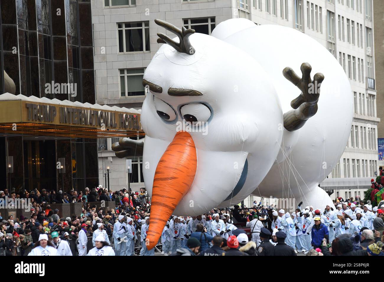 Olaf Frozen balloon at the 93rd Annual Macy's Thanksgiving Day Parade ...